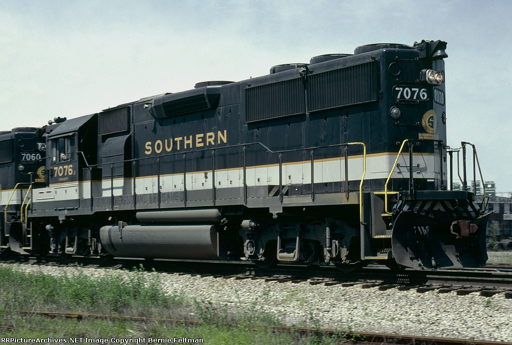 Southern Railway GP50 #7076, leading a train to Norris Yard from Mobile,